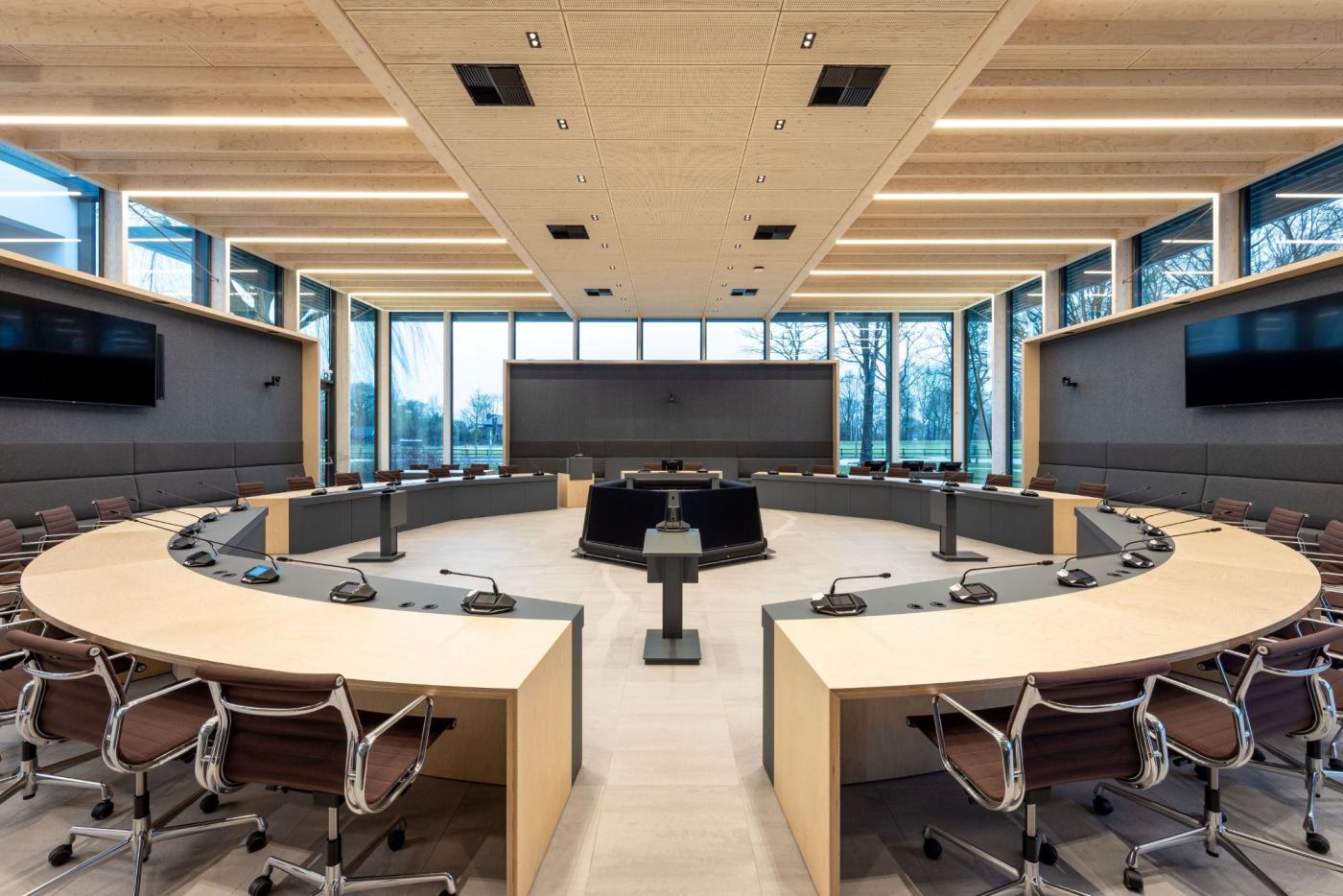 Gemeentehuis West-Betuwe | Best Interiors